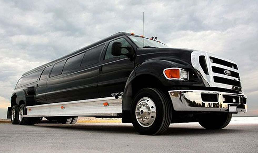 Locura y lujo sobre ruedas en las limusinas más extravagantes del mundo ...