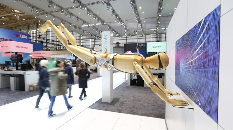 La mayor feria de informática del mundo abre hoy sus puertas en ...