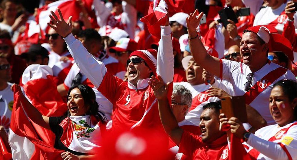 Rusia 2018: Hinchada peruana ganó premio de la FIFA como la mejor ...