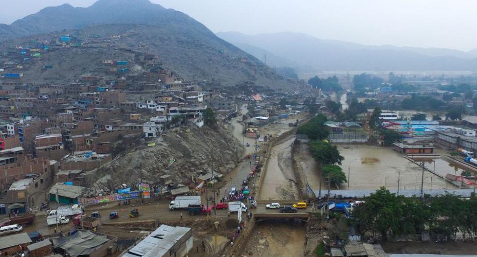 Imágenes aéreas y de usuarios sobre el huaico en Lima | TENDENCIAS ...