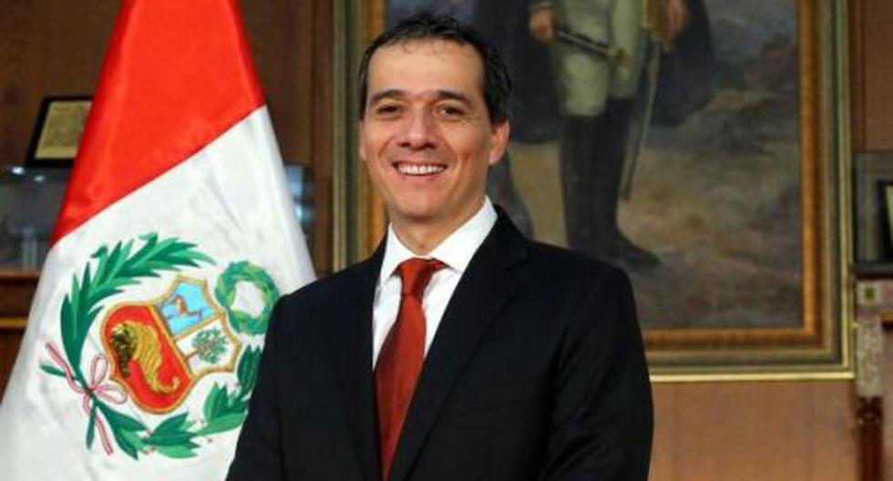 Alonso Segura debe defender el Sistema Privado de Pensiones que está en ...