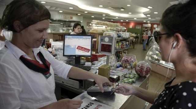 Las siete claves para usar tu tarjeta y hacer una compra segura | TU ...