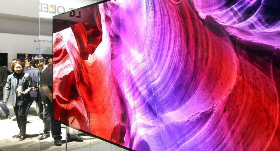 LG sacará al mercado este año un televisor que se enrolla sobre sí ...