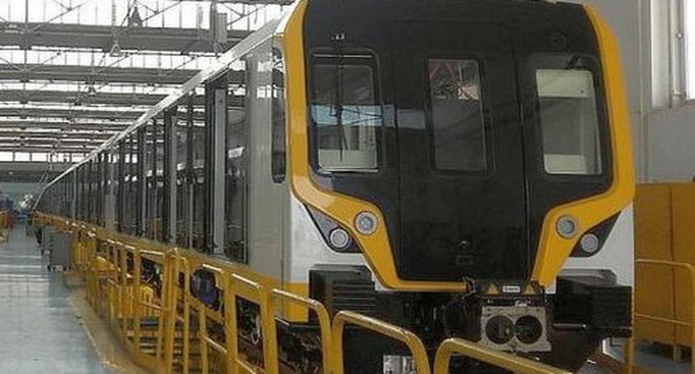 Primer tren de Línea 2 del Metro de Lima es embarcado en Italia rumbo ...